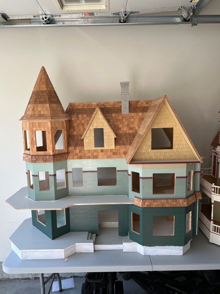 Custom Dollhouses For Sale | Dollhouse Mansions